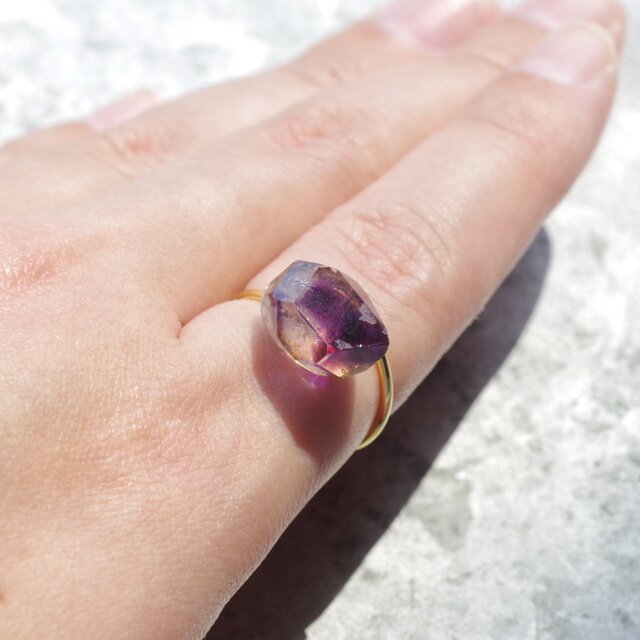 【一点もの】 アメジスト フリーサイズリング 原石 鉱物 天然石 パワーストーン (No.2302) | iichi ハンドメイド・クラフト作品・手仕事品の通販