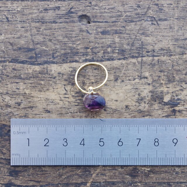 【一点もの】 アメジスト フリーサイズリング 原石 鉱物 天然石 パワーストーン (No.2302) | iichi ハンドメイド・クラフト作品・手仕事品の通販