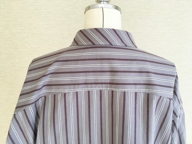 ゆるシャツ007/レジメンタルストライプグレー | iichi 日々の暮らしを心地よくするハンドメイドやアンティークのマーケットプレイス