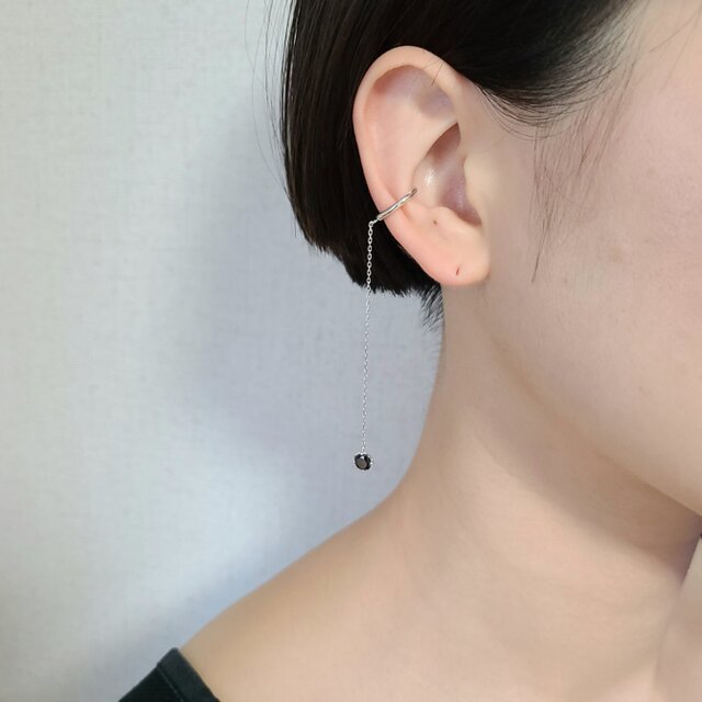 Black CZ Chain Earcuff / SV925 | iichi ハンドメイド・アンティーク・食品・ギフト・手作り