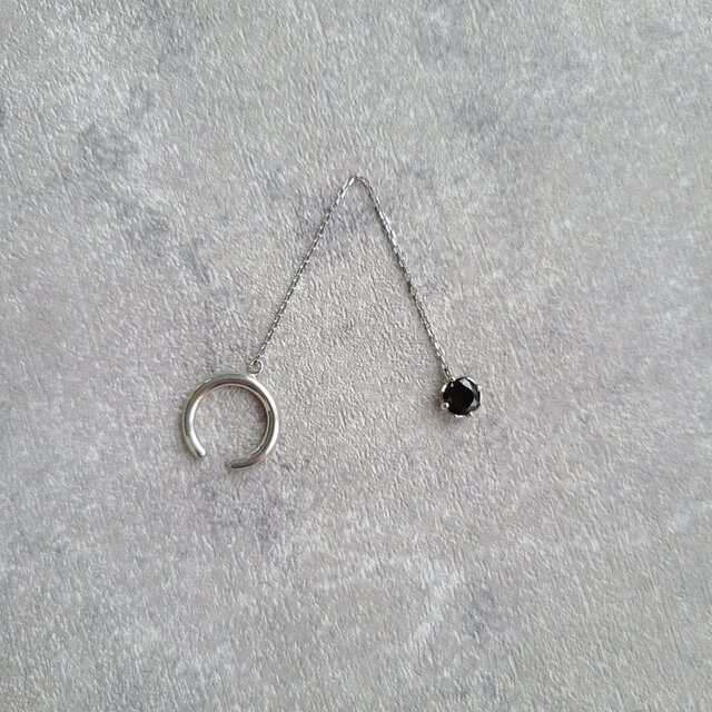 Black CZ Chain Earcuff / SV925 | iichi ハンドメイド・アンティーク・食品・ギフト・手作り