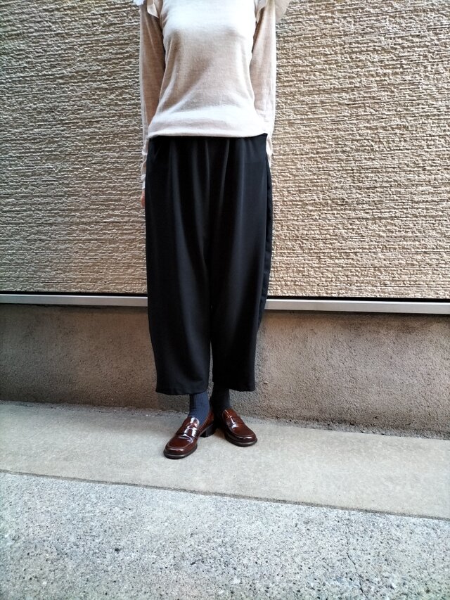 『王道の黒♥バルーンパンツ』コットン【M~4L】 | iichi 日々の暮らしを心地よくするハンドメイドやアンティークのマーケットプレイス