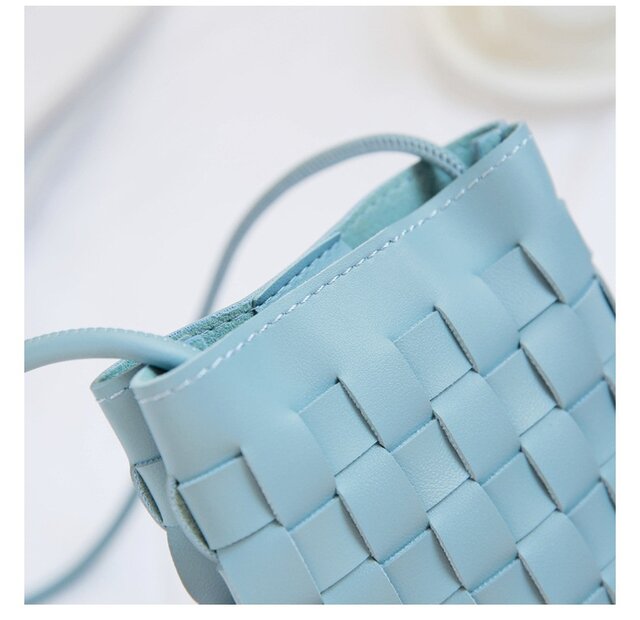 スマホ織る革ポシェット スマホレザーminiショルダーバッグ | iichi ハンドメイド・クラフト作品・手仕事品の通販