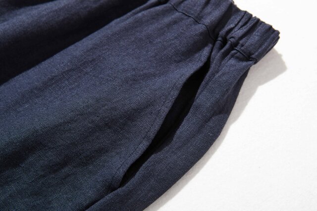 ウエストが楽な着やせワイドパンツ リネンロングパンツ 秋冬にも 紺色 200907-6 | iichi 日々の暮らしを心地よくするハンドメイドやアンティークのマーケットプレイス