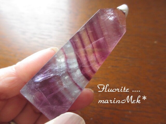 【marinMek*】フローライト ポイント-3 60g | iichi 日々の暮らしを心地よくするハンドメイドやアンティークのマーケットプレイス