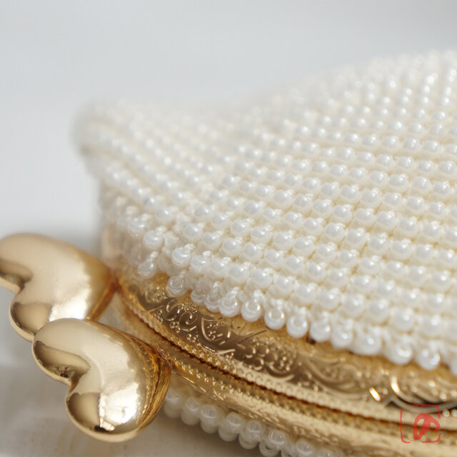 ばあば作♡シードビーズのがま口（Alyssum・1727） | iichi 日々の暮らしを心地よくするハンドメイドやアンティークのマーケットプレイス