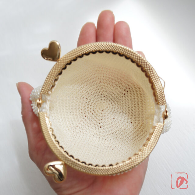 ばあば作♡シードビーズのがま口（Alyssum・1727） | iichi 日々の暮らしを心地よくするハンドメイドやアンティークのマーケットプレイス