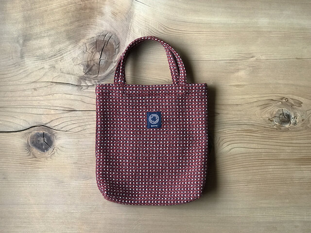 尾州WOOLジャガード織 ミニトートバッグ レッド | iichi 日々の暮らしを心地よくするハンドメイドやアンティークのマーケットプレイス