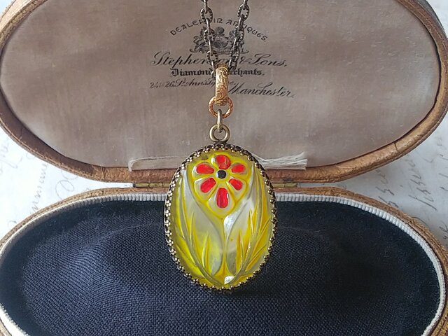 フランスヴィンテージ オレンジ/Yellow フロストflower クラシカルネックレス | iichi 日々の暮らしを心地よくするハンドメイドやアンティークのマーケットプレイス