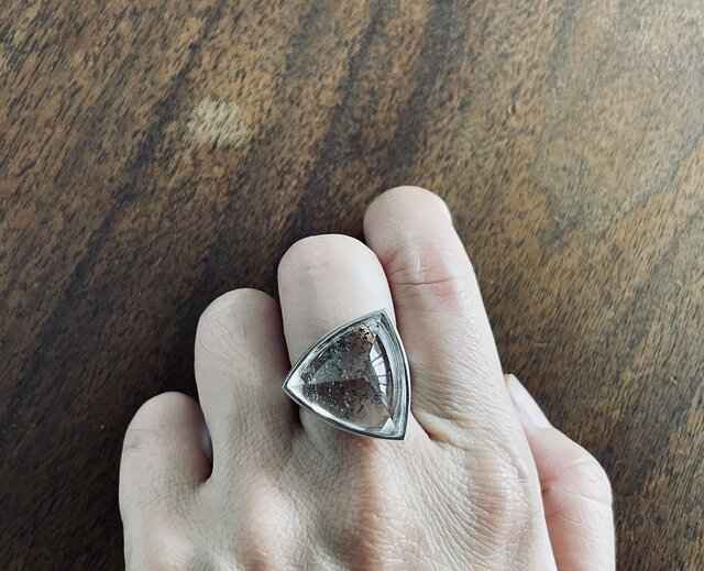garden quartz triangle ring | iichi ハンドメイド・クラフト作品・手仕事品の通販