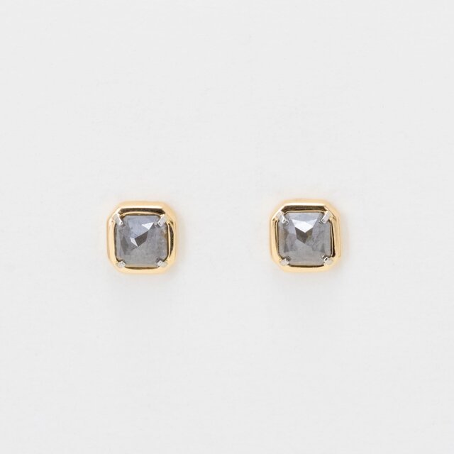 Misty Grey Diamond Square Earrings | iichi ハンドメイド・クラフト作品・手仕事品の通販