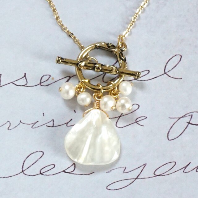 【一点のみ】貝のネックレス | iichi ハンドメイド・クラフト作品・手仕事品の通販