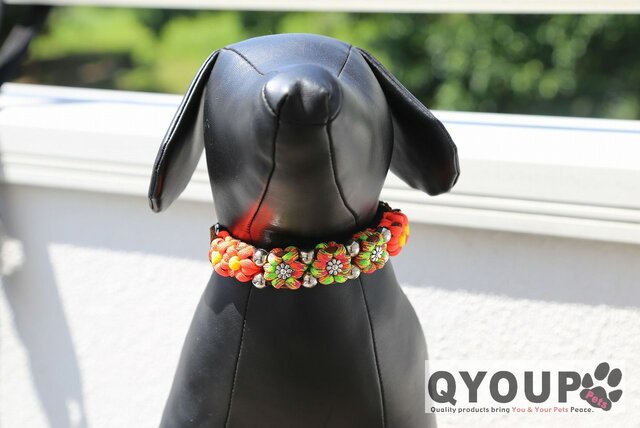 パラコード犬用首輪〈小型犬用 Sサイズ：25～28cm〉 Fleurs★petit★macaron[フルール★プティ★マカロン] | iichi 日々の暮らしを心地よくするハンドメイドや ...