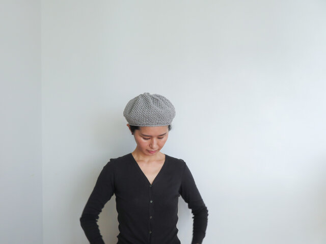 【サンプル品】"ripple" 鹿の子編みのベレー帽 | iichi ハンドメイド・クラフト作品・手仕事品の通販