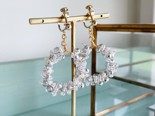 涼しげなガラスビーズ・フープ・イヤリング/ピアス Vol.3 | iichi ハンドメイド・クラフト作品・手仕事品の通販