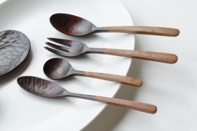 SK様リクエスト分 ウォールナットの木のカトラリー 1セット | iichi ハンドメイド・クラフト作品・手仕事品の通販