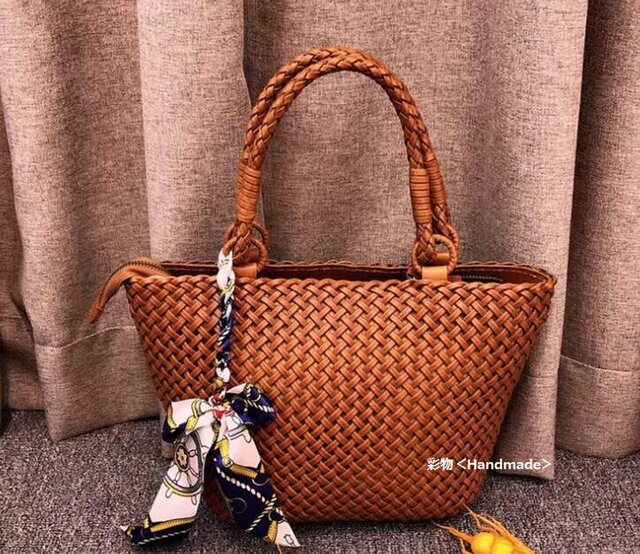 【受注製作】贅沢な牛革編み込みハンドトートバッグ 収納豊富なバッグインバッグ付 EC928 | iichi ハンドメイド・クラフト作品・手仕事品の通販
