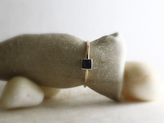 ゴールドフィルドリング 0098 | iichi 日々の暮らしを心地よくするハンドメイドやアンティークのマーケットプレイス