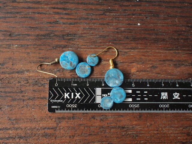 真鍮ピアス 泡玉軌跡 緑青 No.55 | iichi ハンドメイド・クラフト作品・手仕事品の通販