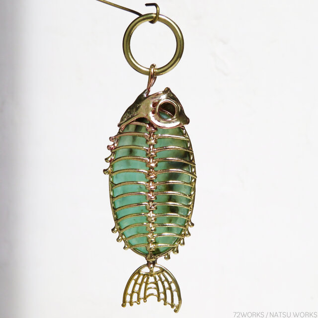 ブルーオパール フィッシュ チャーム / Peruvian Blue Opal Fish charms | iichi 日々の暮らしを心地よく ...