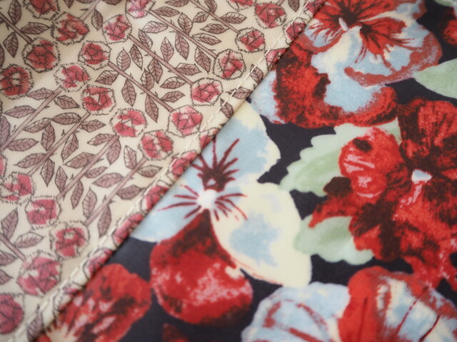 ラミネートミニバッグ 「Pansy Flower」＋「Sleeping Rose」 | iichi ハンドメイド・クラフト作品・手仕事品の通販