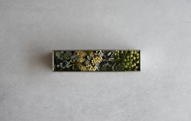 グリーンのBOX FLOWERミニ | iichi 日々の暮らしを心地よくするハンドメイドやアンティークのマーケットプレイス