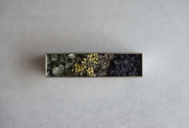 ラベンダーのBOX FLOWERミニ | iichi 日々の暮らしを心地よくするハンドメイドやアンティークのマーケットプレイス