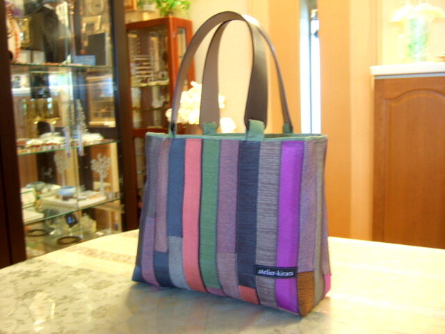 畳縁トートバッグ | iichi 日々の暮らしを心地よくするハンドメイドやアンティークのマーケットプレイス