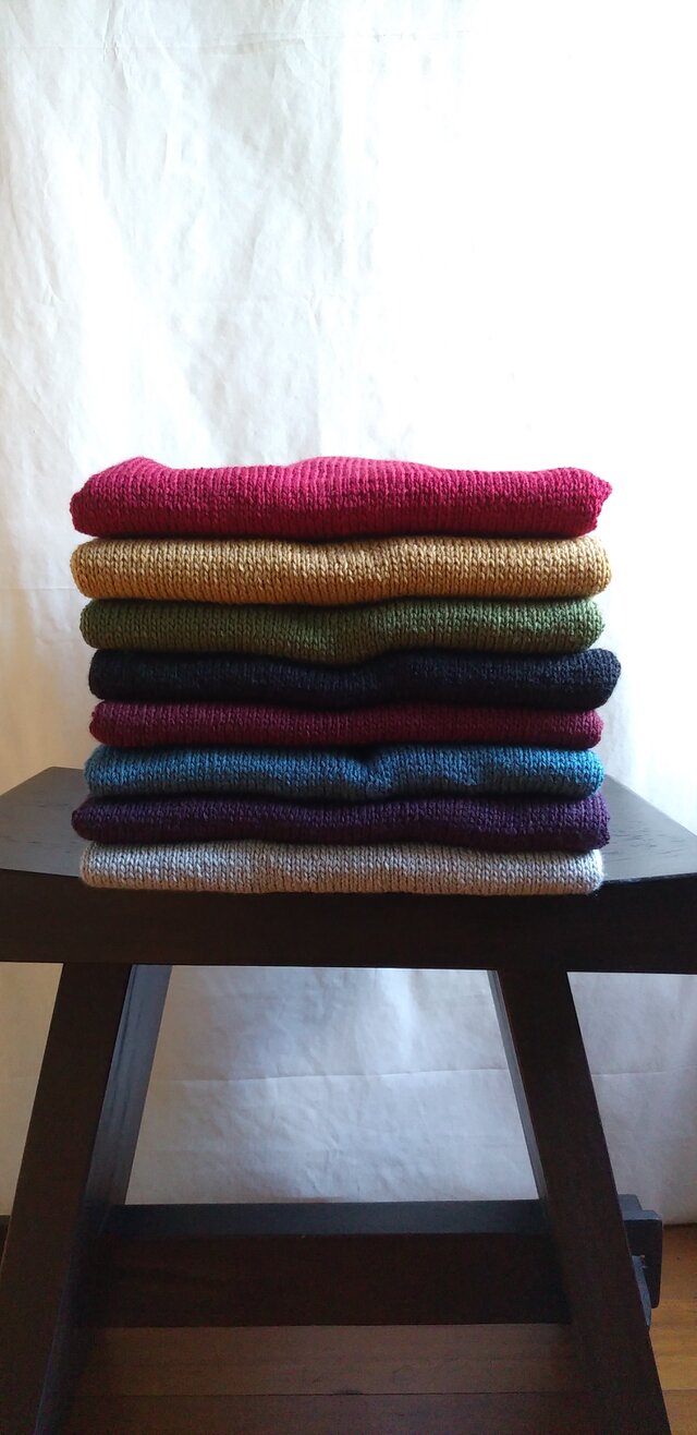 手編みベスト ＃10 | iichi 日々の暮らしを心地よくするハンドメイドやアンティークのマーケットプレイス