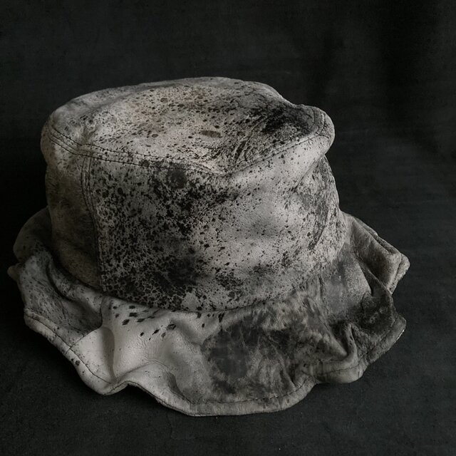 Dark rain bucket hat | iichi ハンドメイド・クラフト作品・手仕事品の通販