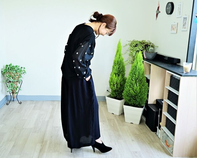 とろみ素材のスカートパンツ：黒 | iichi 日々の暮らしを心地よくするハンドメイドやアンティークのマーケットプレイス