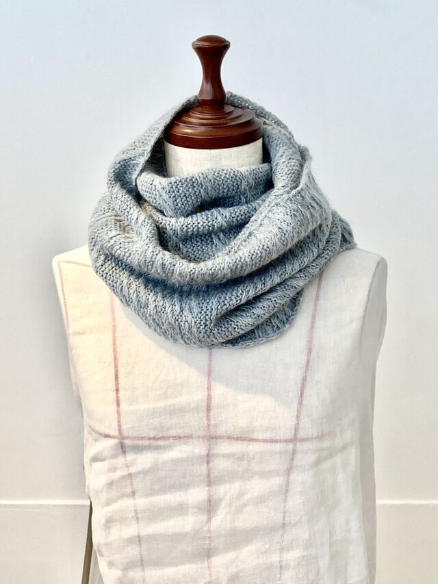 Elsie Soft Snood | iichi 日々の暮らしを心地よくするハンドメイドやアンティークのマーケットプレイス