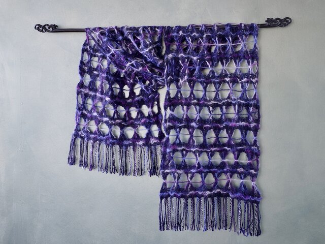 手織り レーシー ストール Handwoven TMMM22130 | iichi 日々の暮らしを心地よくするハンドメイドやアンティークのマーケットプレイス