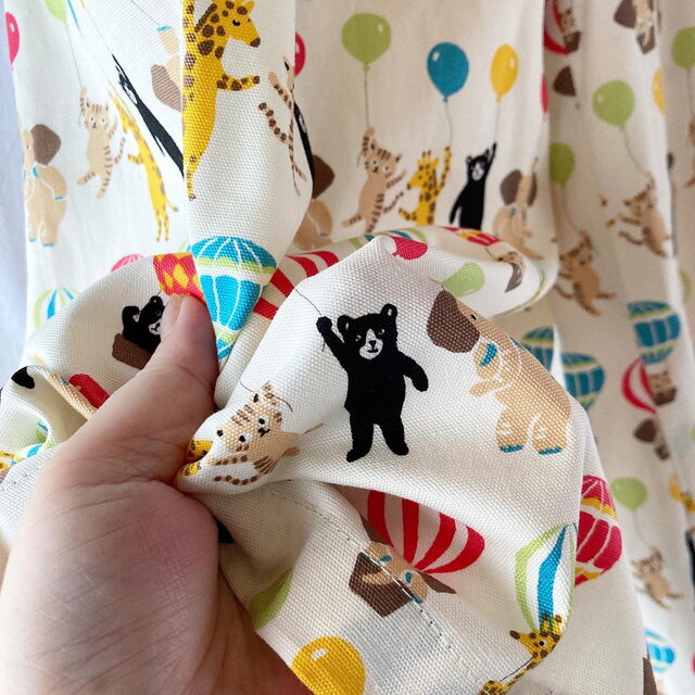 1年中ごきげんなロングキュロット（L）：70cm（風船と動物：オフホワイト） | iichi 日々の暮らしを心地よくするハンドメイドやアンティークのマーケットプレイス