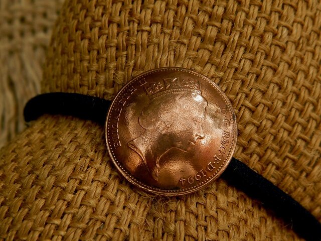 ＃H63 UK Coin Hair Elastic | iichi ハンドメイド・クラフト作品・手仕事品の通販