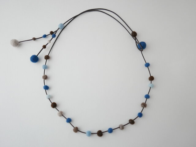 Single loop nano 藍 | iichi 日々の暮らしを心地よくするハンドメイドやアンティークのマーケットプレイス