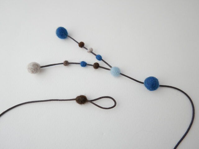 Single loop nano 藍 | iichi 日々の暮らしを心地よくするハンドメイドやアンティークのマーケットプレイス