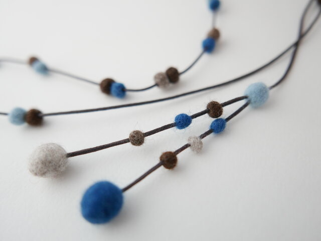 Single loop nano 藍 | iichi 日々の暮らしを心地よくするハンドメイドやアンティークのマーケットプレイス