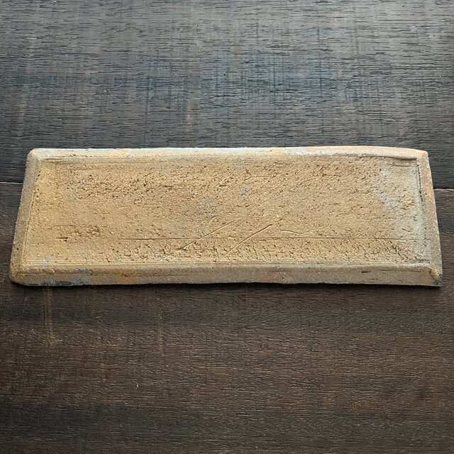 焼締&泥彩 「帯」板皿 (geometrical pattern-3) | iichi ハンドメイド・クラフト作品・手仕事品の通販