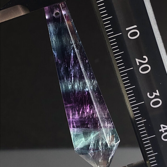フローライトペンデュラム[188] 50mm 穴あき 天然石 / ルース | iichi ハンドメイド・クラフト作品・手仕事品の通販