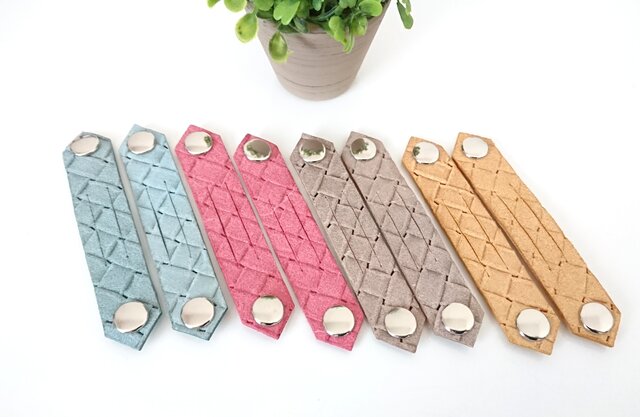 コードクリップ （2本set） プラチナメッシュ スカイブルー | iichi 日々の暮らしを心地よくするハンドメイドやアンティークのマーケットプレイス