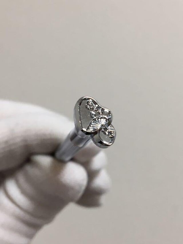 キノコ ️木槌などで刻印 ️レザークラフト ️きのこ42 | iichi ハンドメイド・クラフト作品・手仕事品の通販