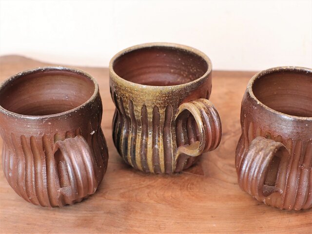 備前焼 コーヒーカップ(鎬) c11-036 | iichi 日々の暮らしを心地よくするハンドメイドやアンティークのマーケットプレイス