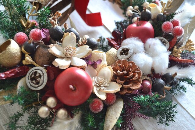 フルーティなクリスマスwreath | iichi ハンドメイド・クラフト作品・手仕事品の通販