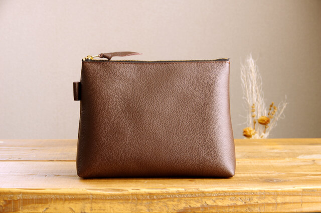 《LIONA》スクエアポーチ Large ダークブラウン | iichi ハンドメイド・クラフト作品・手仕事品の通販