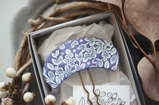 陶土の草花かんざし : : : 1079（ブローチ変更可） | iichi ハンドメイド・クラフト作品・手仕事品の通販