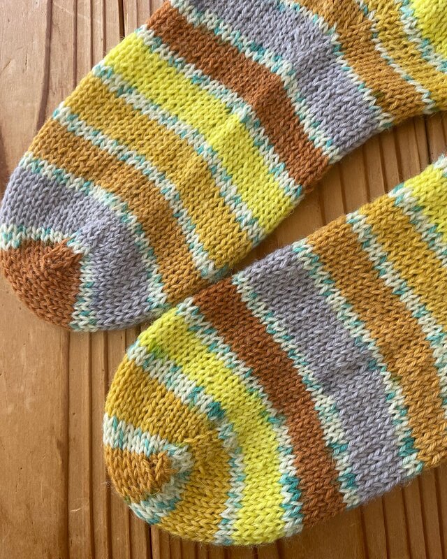 No.944 手編み靴下AKTION | iichi ハンドメイド・クラフト作品・手仕事品の通販