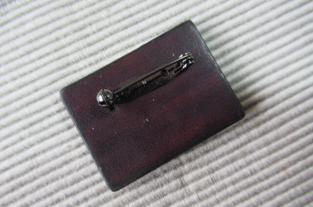 イギリス 切手ブローチ 8295 | iichi ハンドメイド・クラフト作品・手仕事品の通販