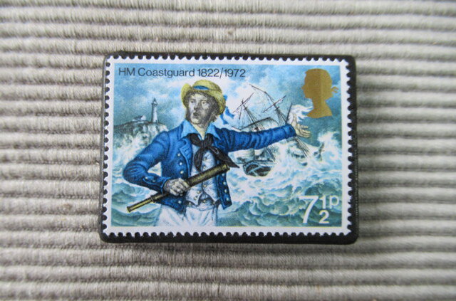 イギリス 切手ブローチ 8299 | iichi ハンドメイド・クラフト作品・手仕事品の通販