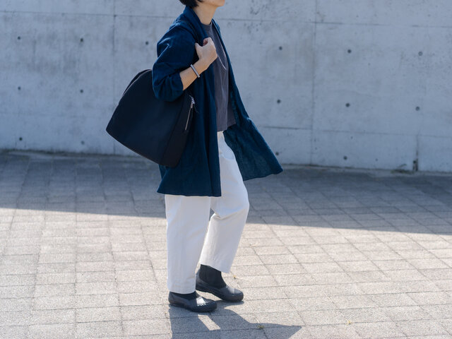 Hippo tote ブラック | iichi 日々の暮らしを心地よくするハンドメイドやアンティークのマーケットプレイス